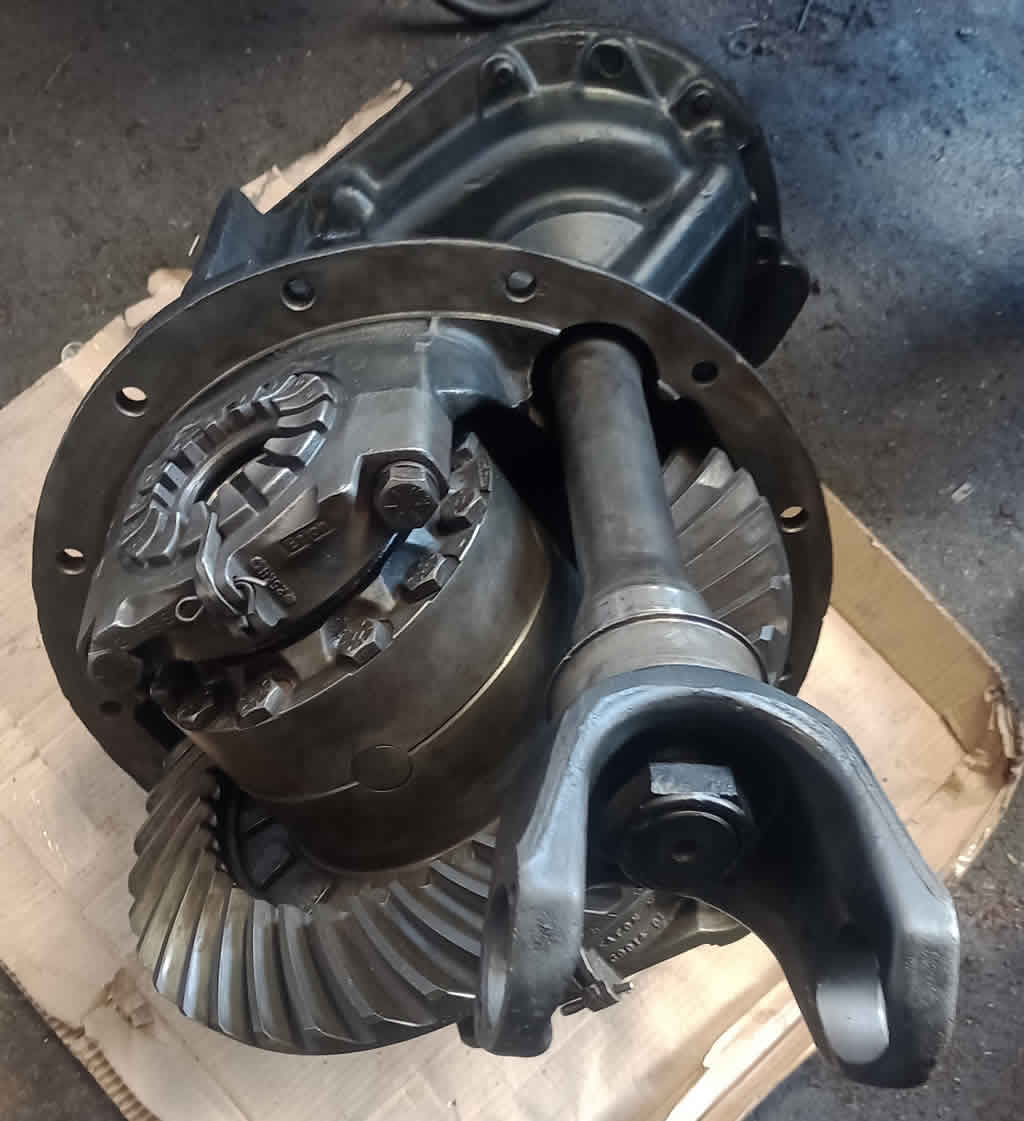 DERT521 Diferencial EATON RT521 Delantero 39x9 - HAT Embragues y Caja ...